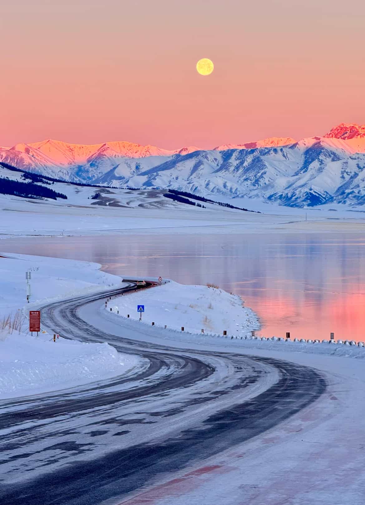 Yujie Qiao | Fora Travel