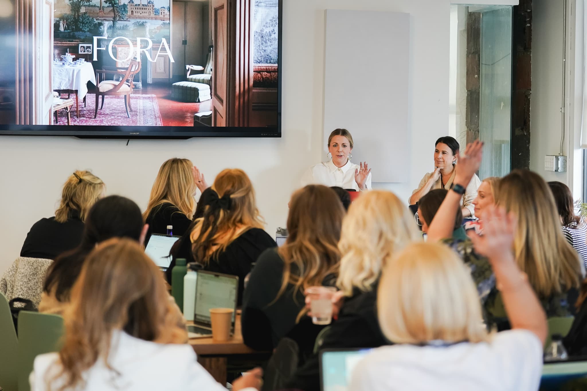 Become a travel agent | Join us at Fora Travel