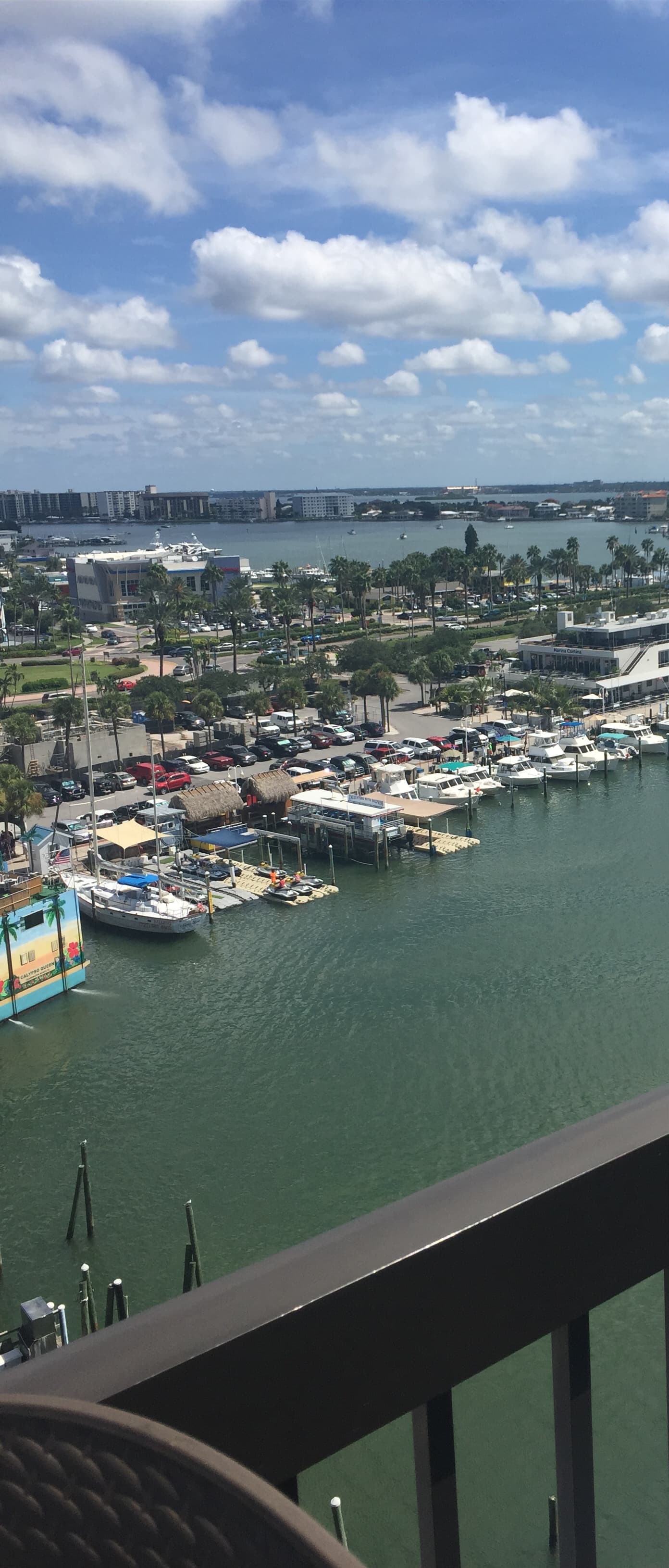 Elexis Edwards | Fora Travel