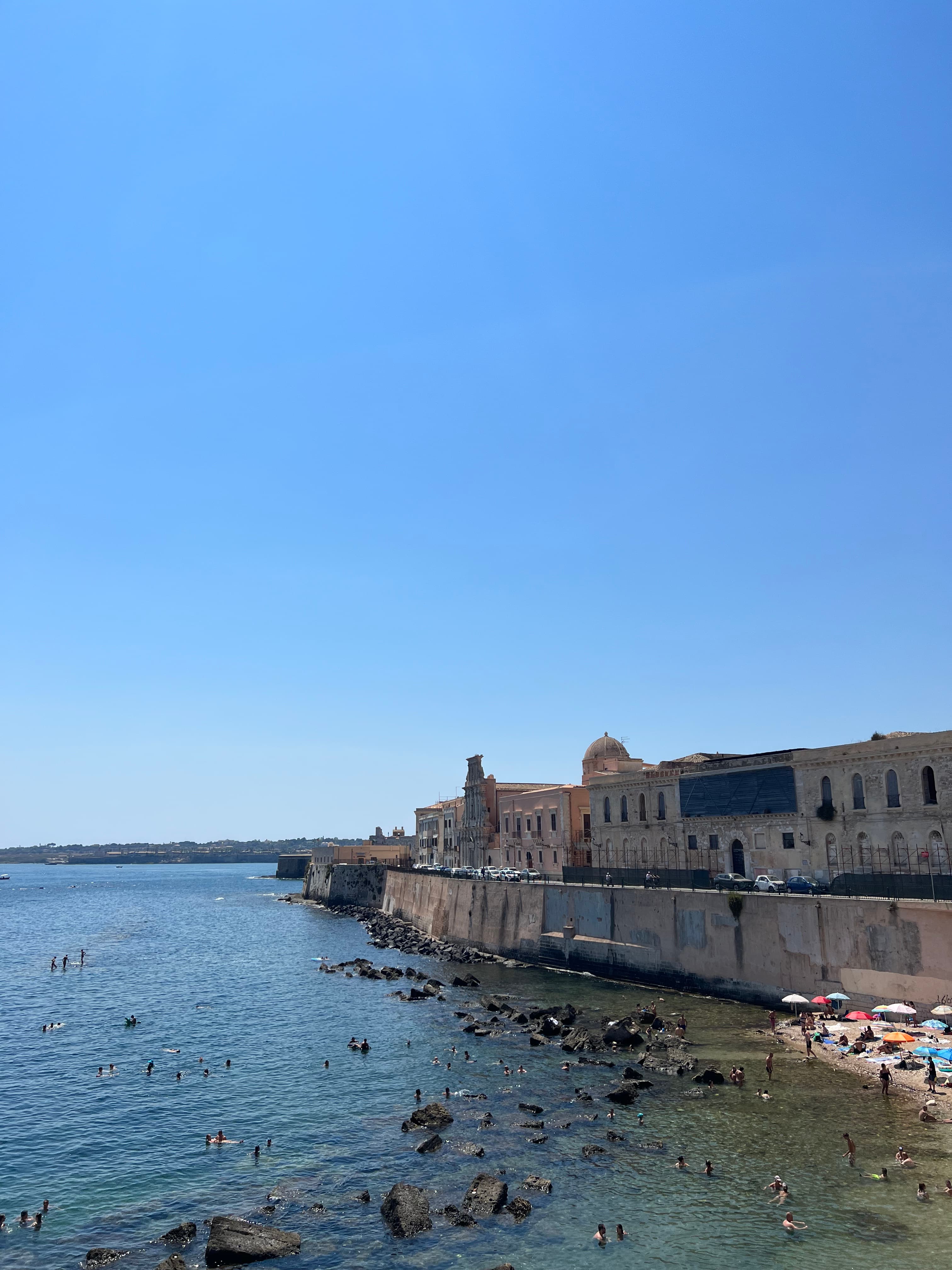 Evelyne Zayat | Fora Travel